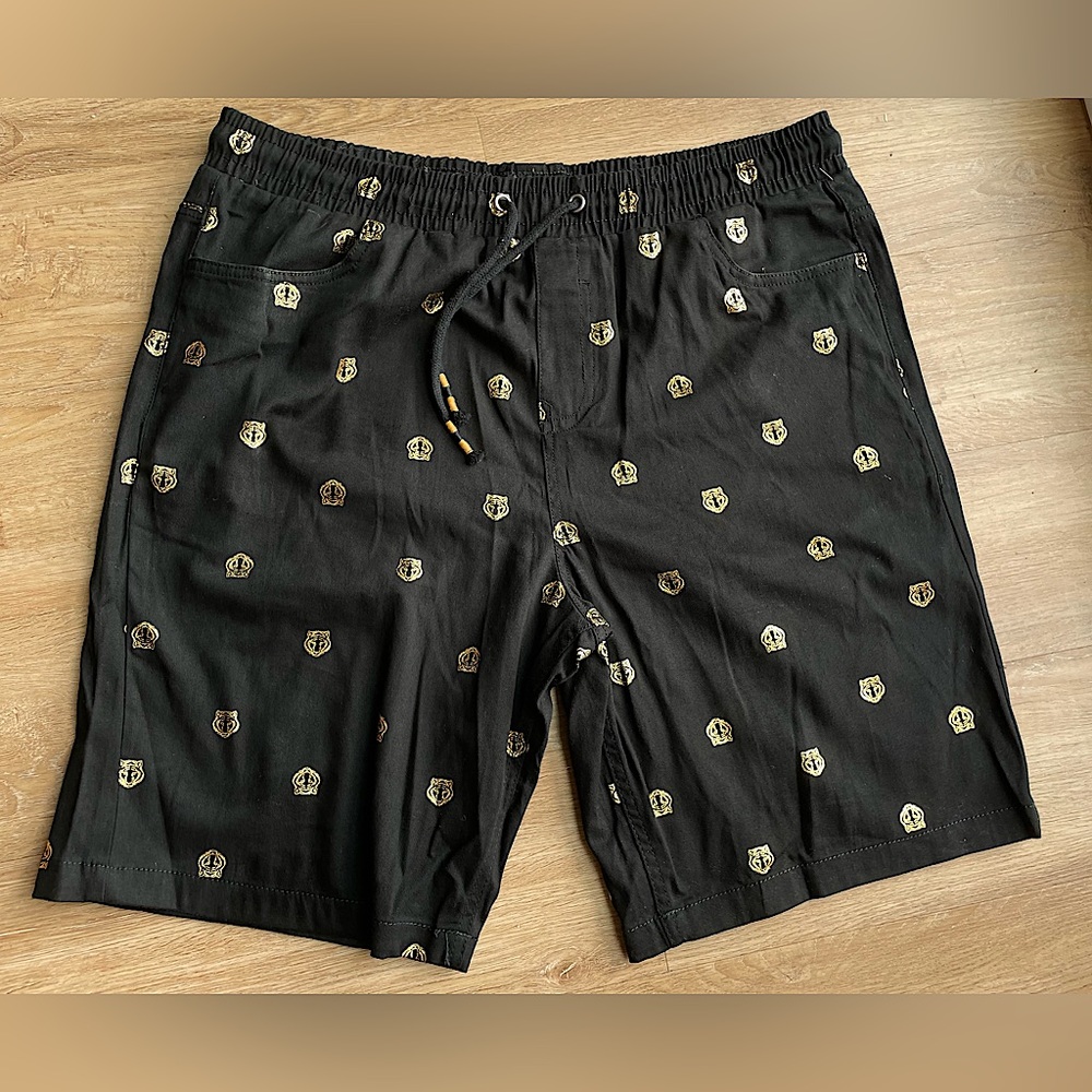 Drill Clothing Men's Foil Tiger Print Shorts - Black - Gem